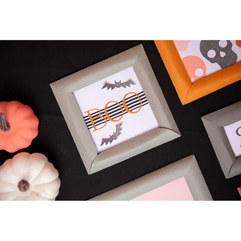 Thinlits Icone Spettrali - Mondo Fai da Te